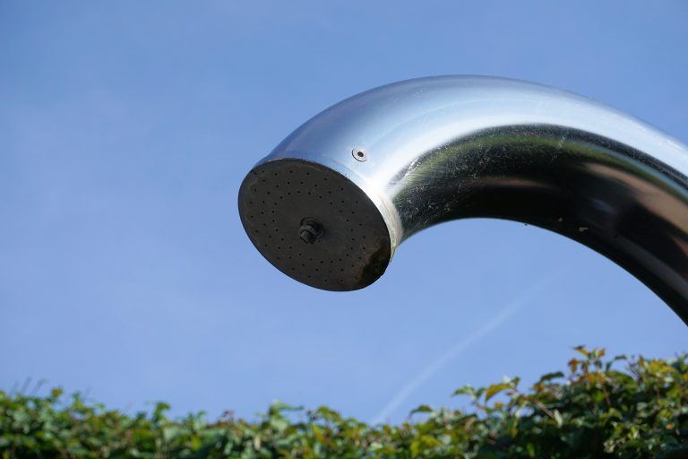 Por que ducharse antes de usar la piscina